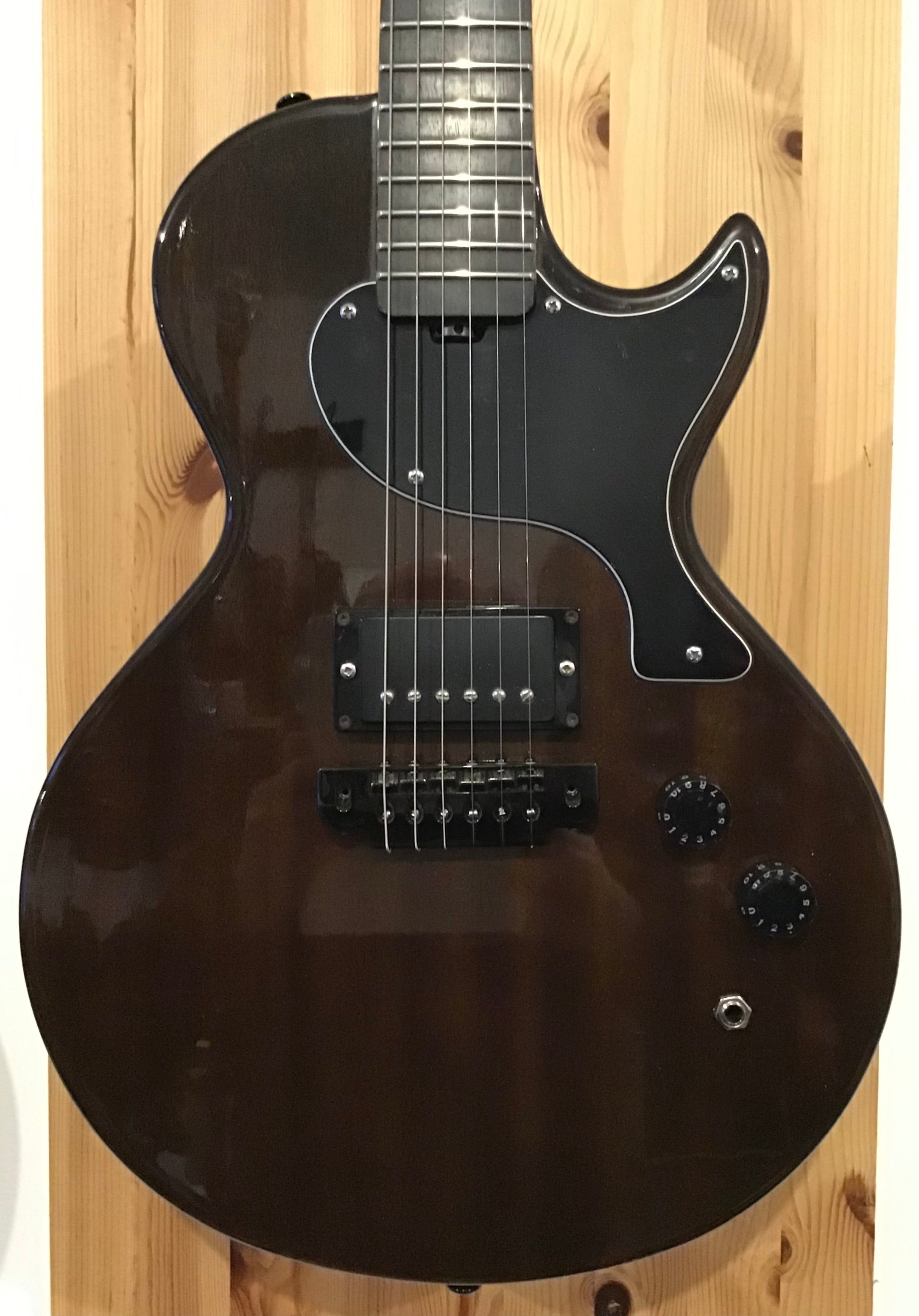 Gordon Smith GS1 60 w Gig Bag Black 2017 S/H (c) – Listers Guitars